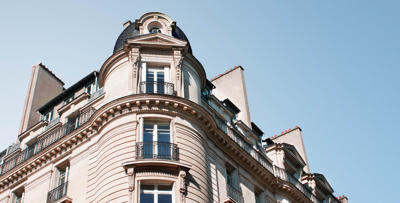 Comment choisir une borne de recharge en copropriété ? - Zeplug